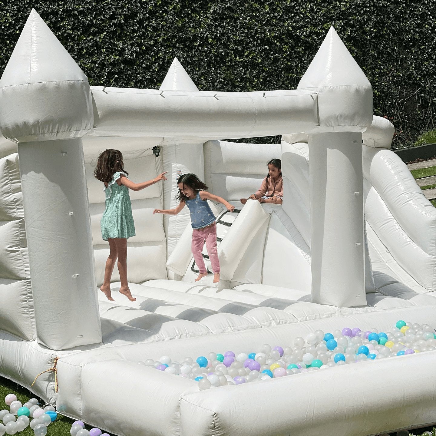 All Bounce House – Bouncinlife